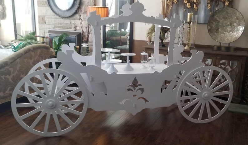 Victorian Carriage Cake Stand: Princess Party Decor - Etsy