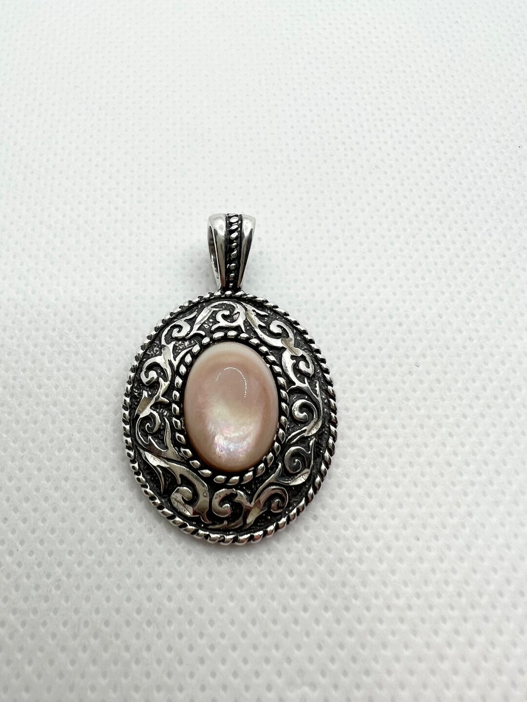 Vintage Mother of Pearl Pendant by Carolyn Pollack Relios - Etsy