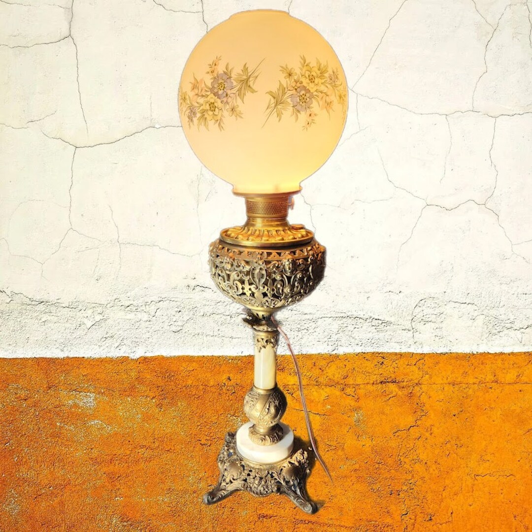 Antique Banquet Electrified Parlor Lamp - Etsy