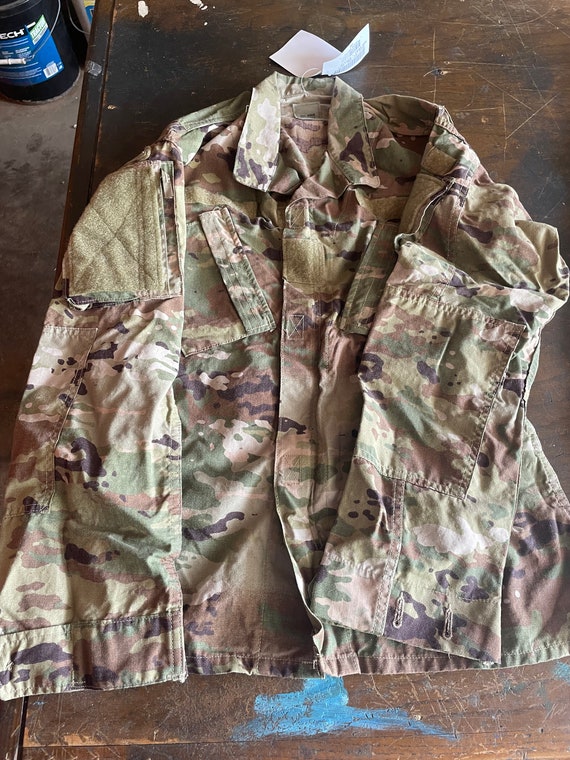 Ladies team colours uniform - Gem