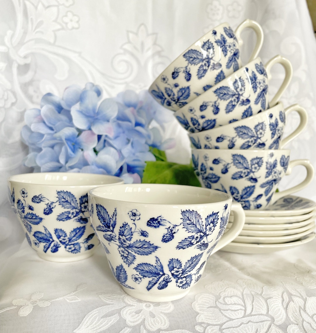 Churchill England Blue Bramble Georgian Tea Cups and Saucers. Set of 6 ...