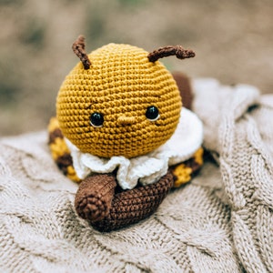 Bee Lovey Blanket Pattern. the Playful Security Blanket. Snuggler ...