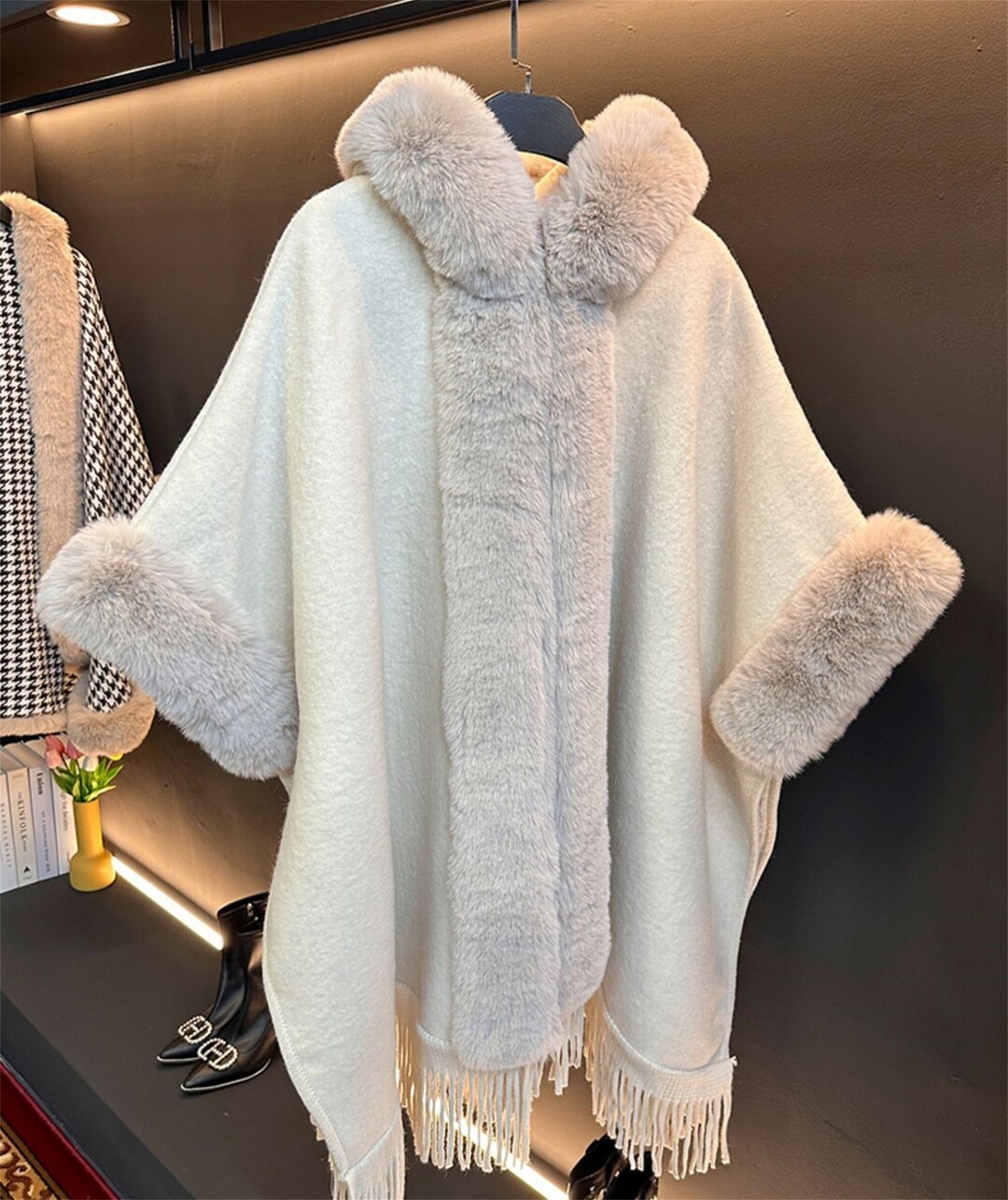 White/pink Hooded Cape Cloak With Thick Fleece,thick Plush Cloak for ...