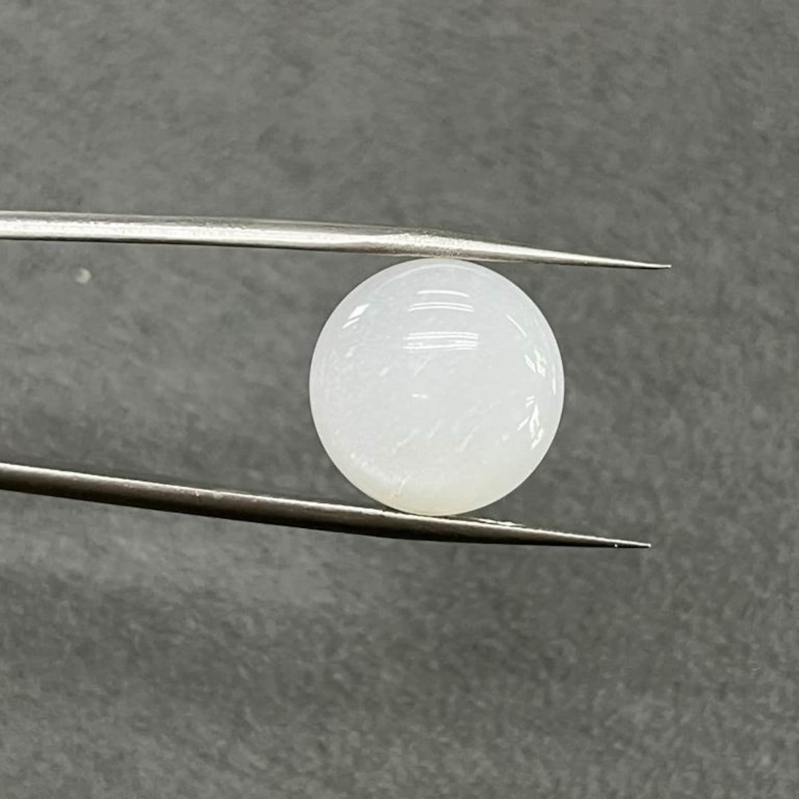 Natural Round White Moonstone Flat Back Cabochon , Loose Natural ...