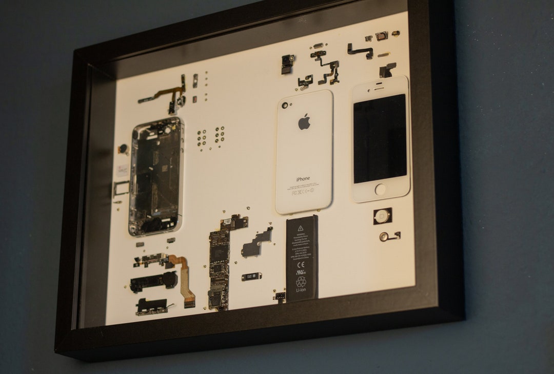 IPhone 4s White | Teardown Disassembled Picture Frame | Wall Art - Etsy