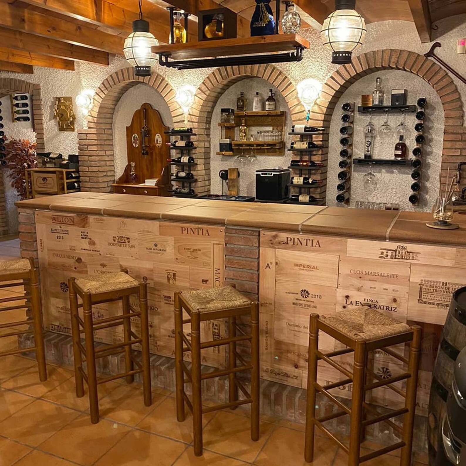 1 Meter X 1 Meter of Wine Crate Panels, Wood Vinyl From Major Wineries ...