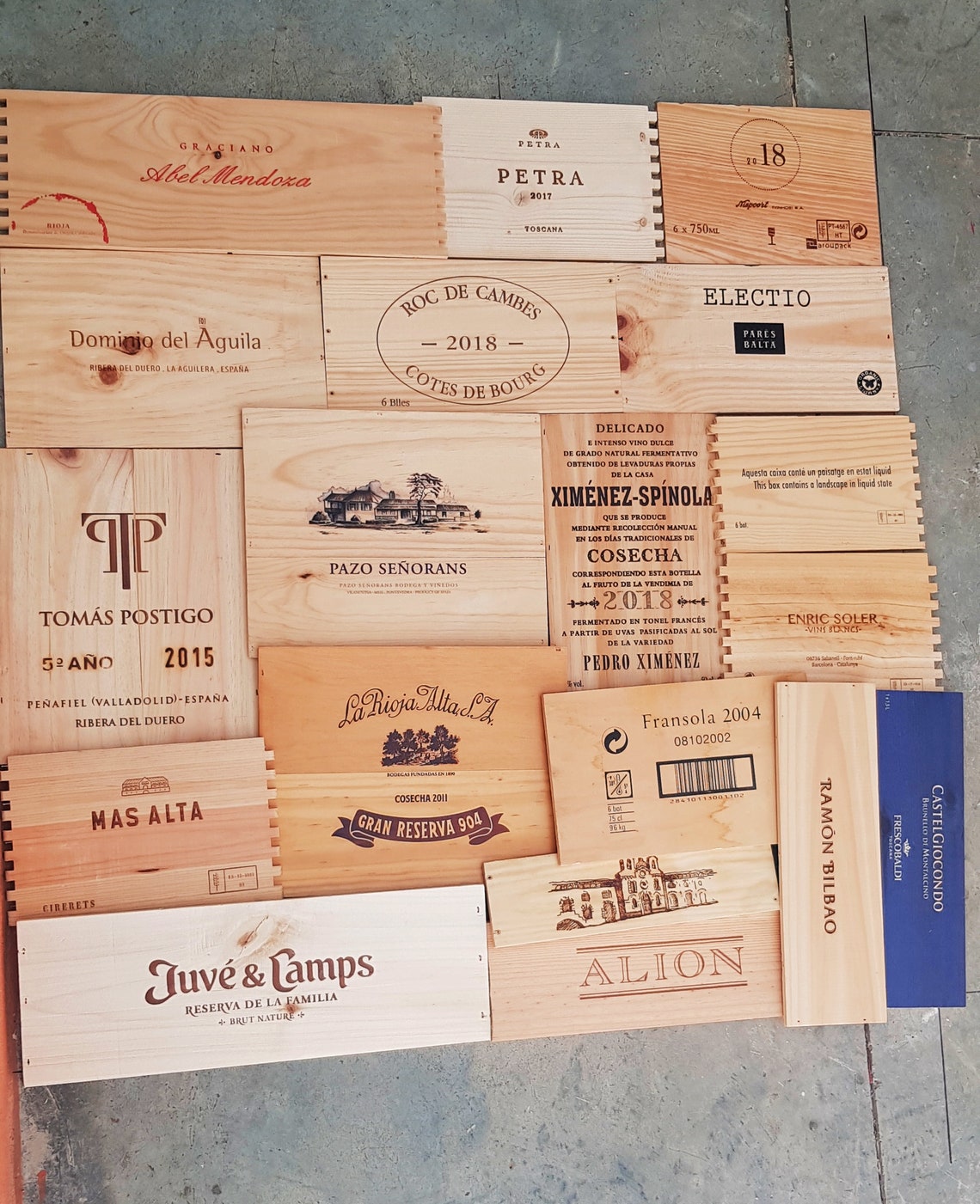 1 Meter X 1 Meter of Wine Crate Panels, Wood Vinyl From Major Wineries ...