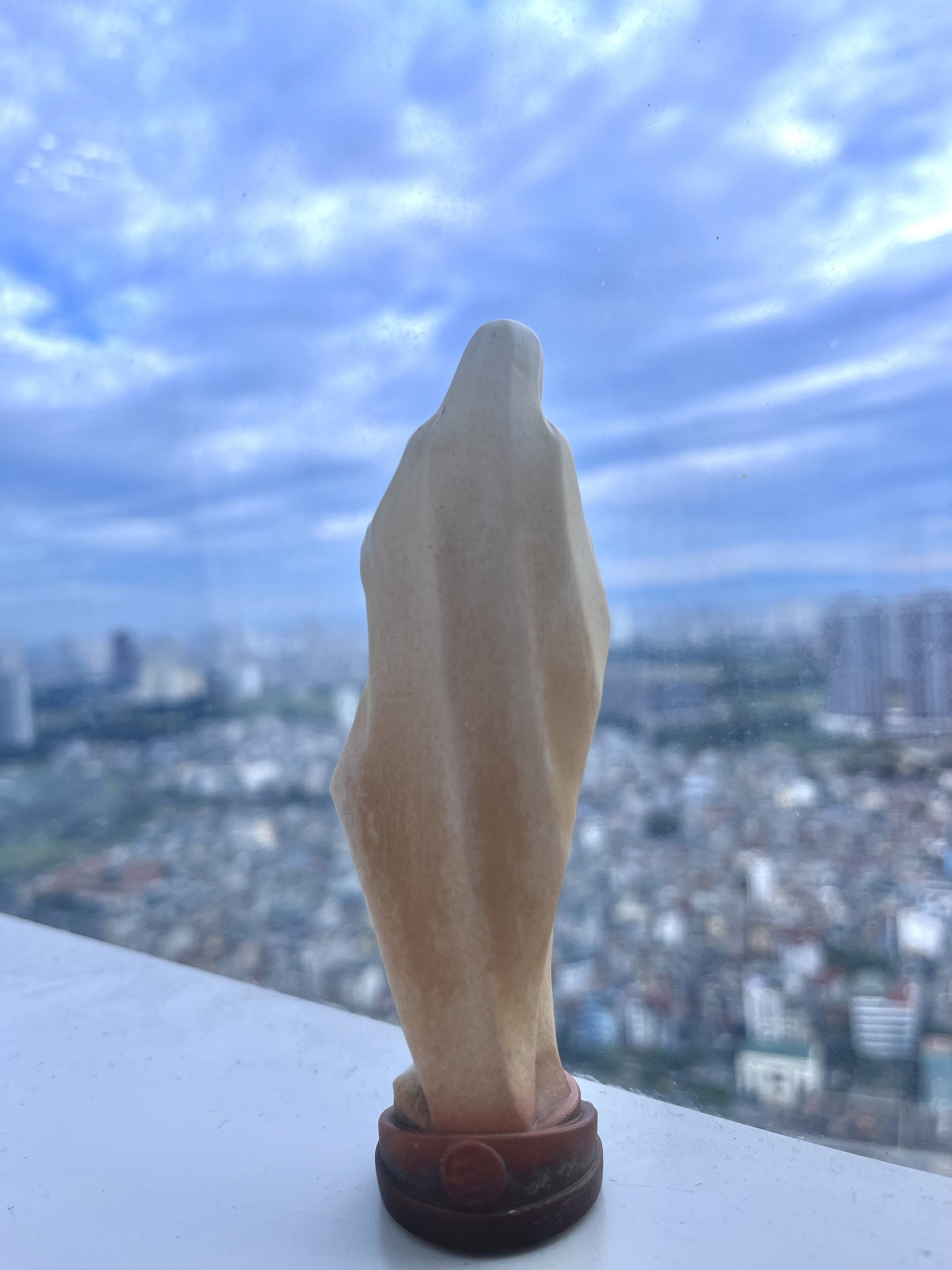 Mini Mary Statue, Praying Virgin Mary Statue, Beautiful Catholic Gift ...