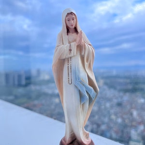 Hand-painted Mini Virgin Mary Statue: Catholic Gift - Etsy