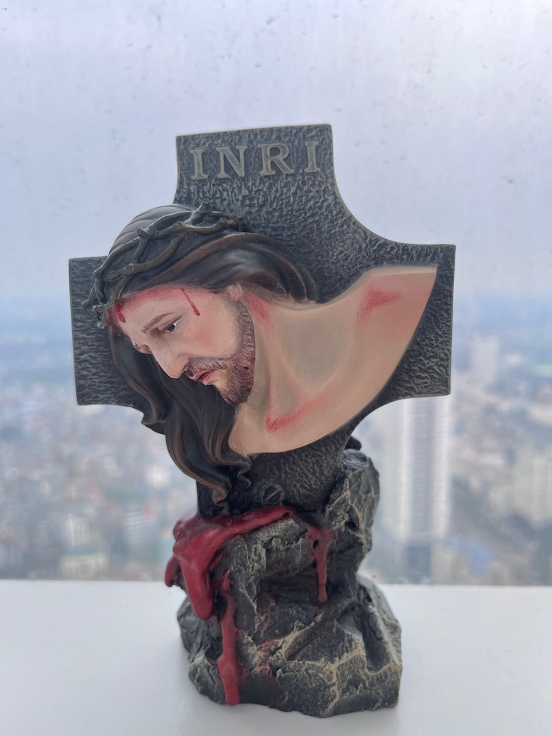 The Crucifixion of Jesus Statue, Small Crucifixion Statue, Mini Cross ...