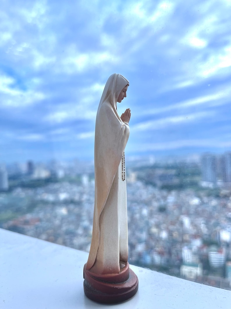 Hand-painted Mini Virgin Mary Statue: Catholic Gift - Etsy