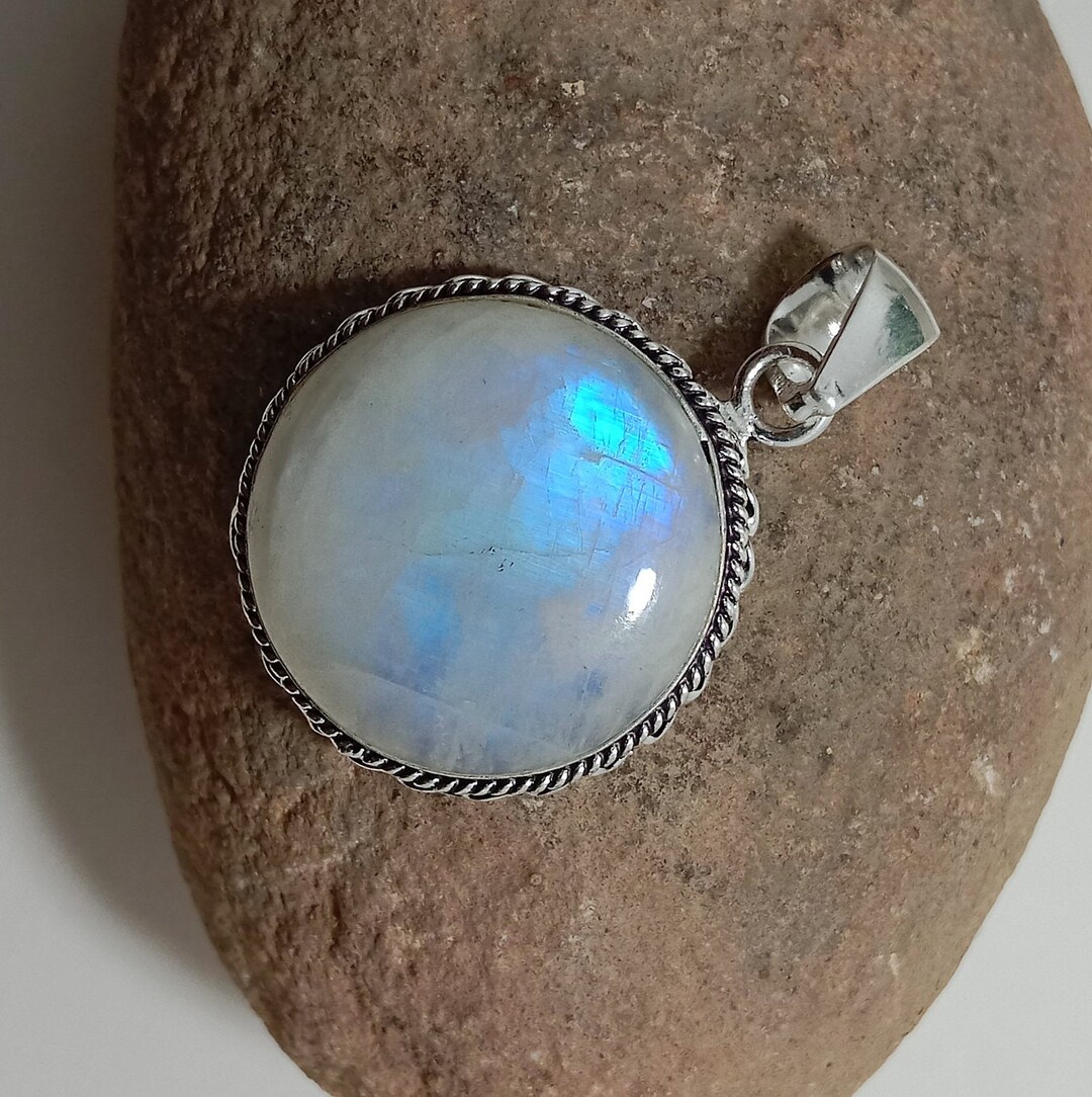 100% Natural Blue Fire Rainbow Moonstone, Blue Fire Play Rainbow ...