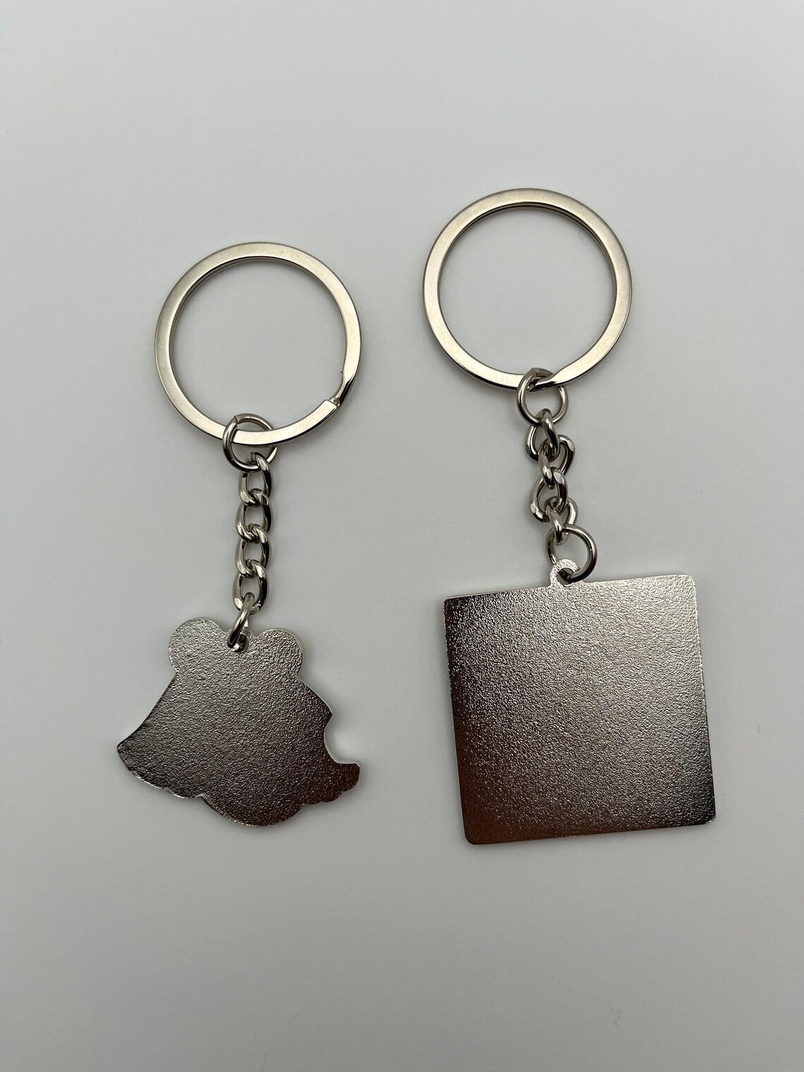 DW Side Eye Meme Enamel Animal Car Keyring Keychain - Etsy