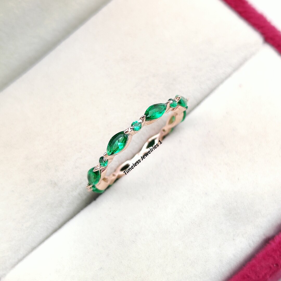 Emerald Eternity Ring, Engagement Ring Set, Minimalist Emerald Band ...