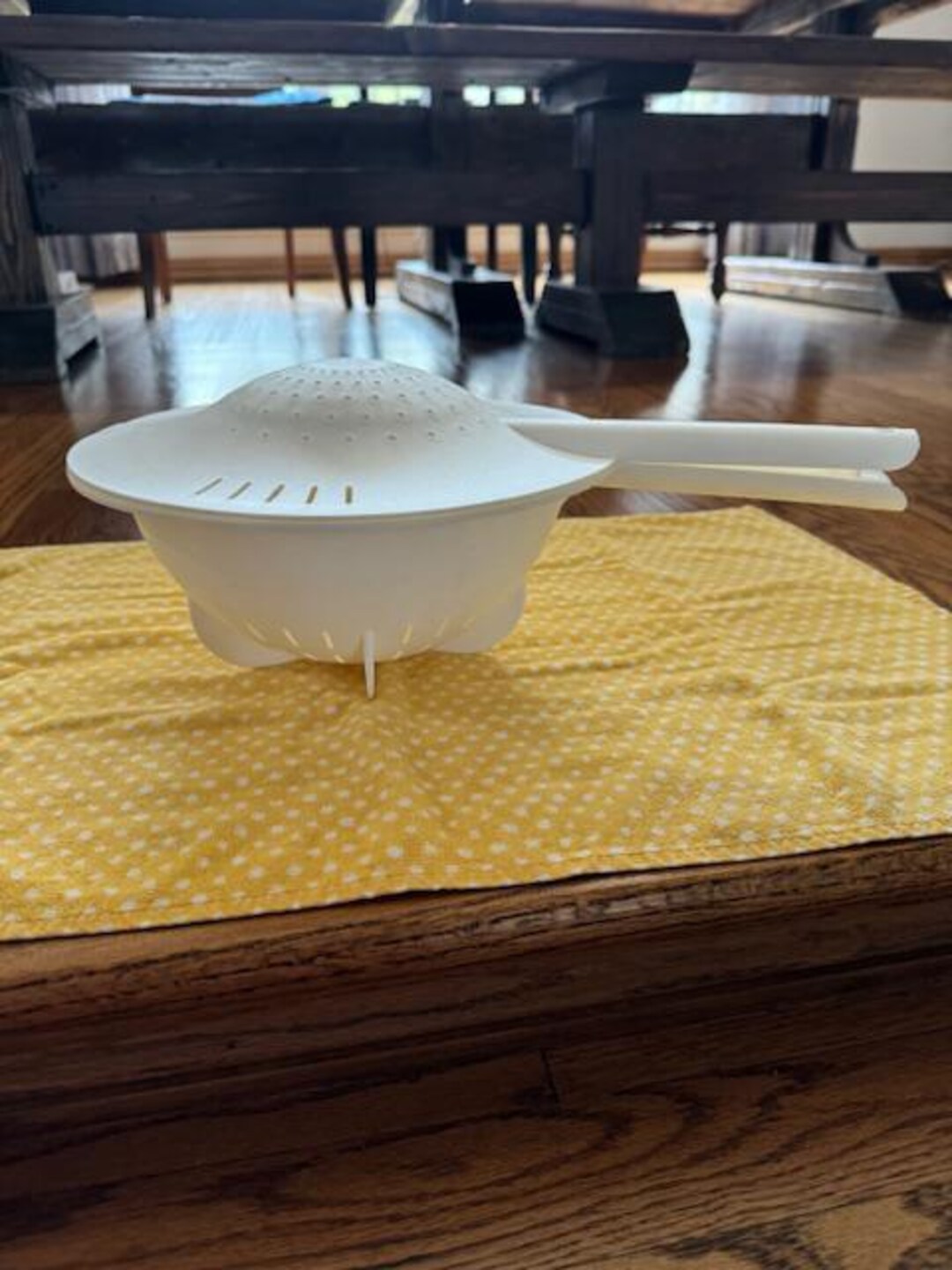 Vintage Tupperware 2-quart White Double Colander/strainer With Locking ...