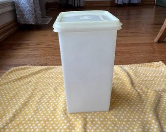 Tupperware Vintage 9.5” Tall Cracker Keeper W/snap on Lid - Etsy