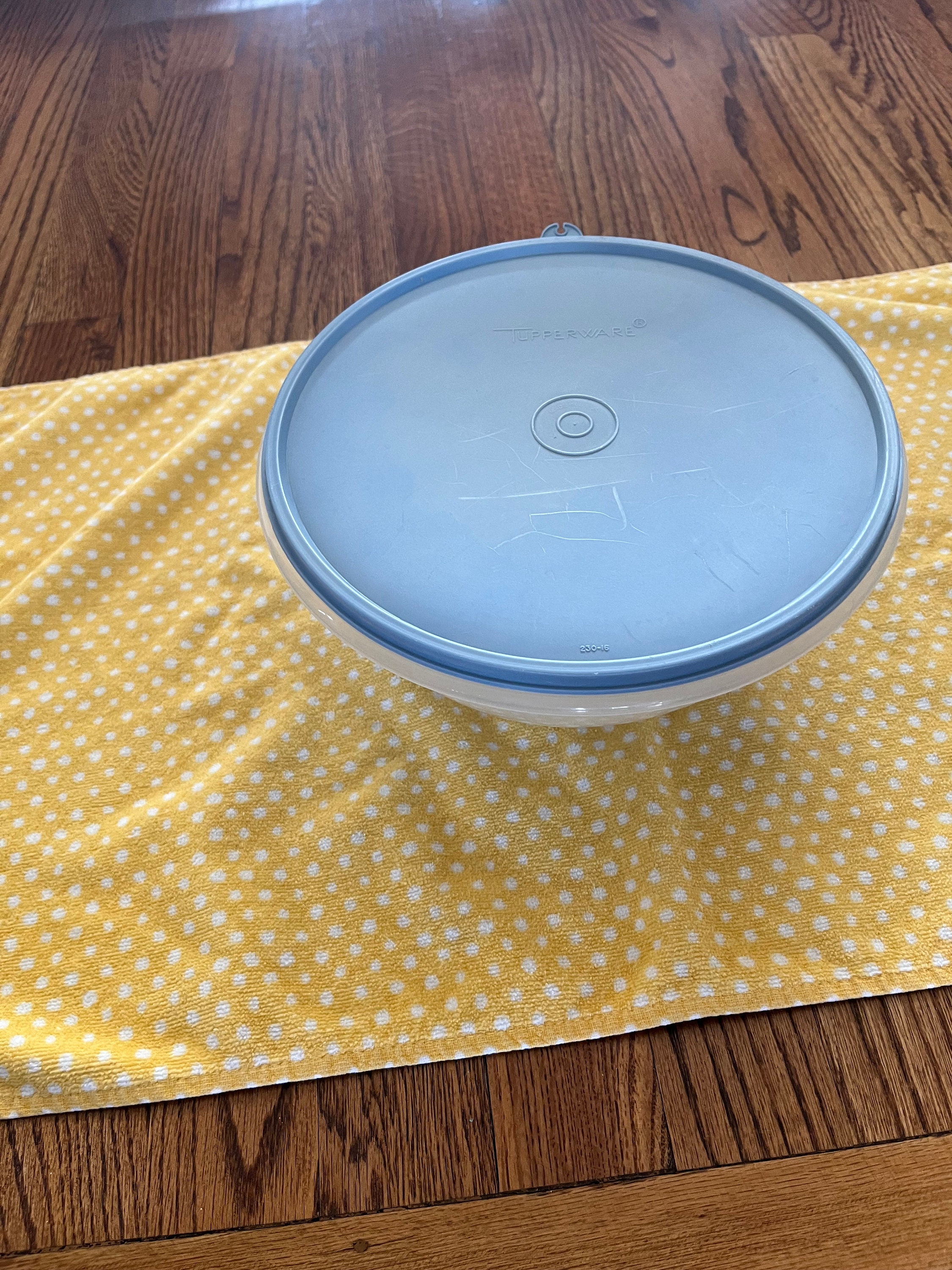 Vintage Tupperware Bowl With Blue Lid 237 - Etsy