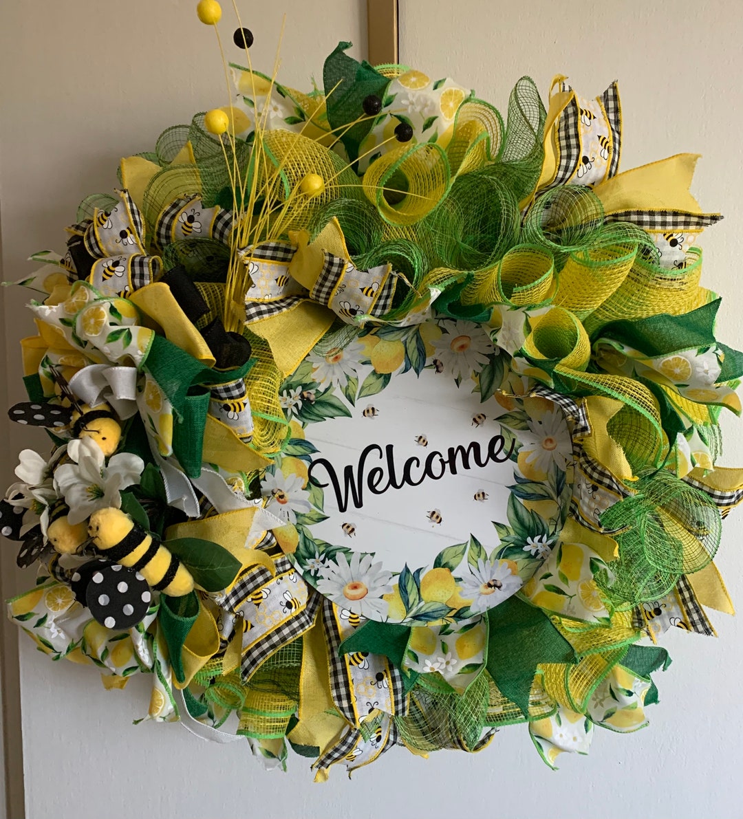 Welcome Bee Wreath Lemon Bee Wreath Summer Bee Lemon Wreathfarmhouse ...