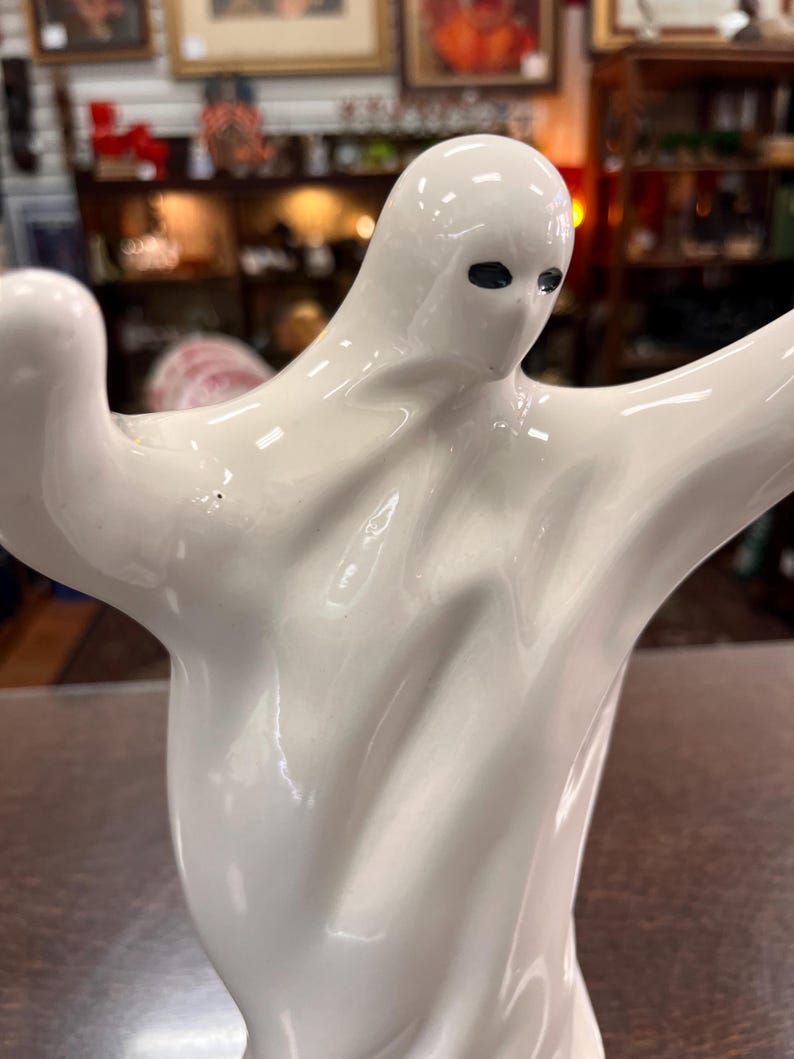 Super Spooky Ceramic Vintage White Ghost With Black Eyes Figurine ...