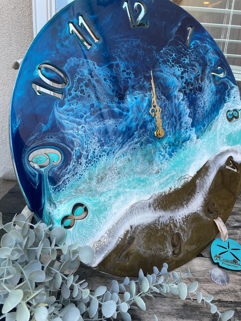 Sea Shore Resin Clock - Etsy