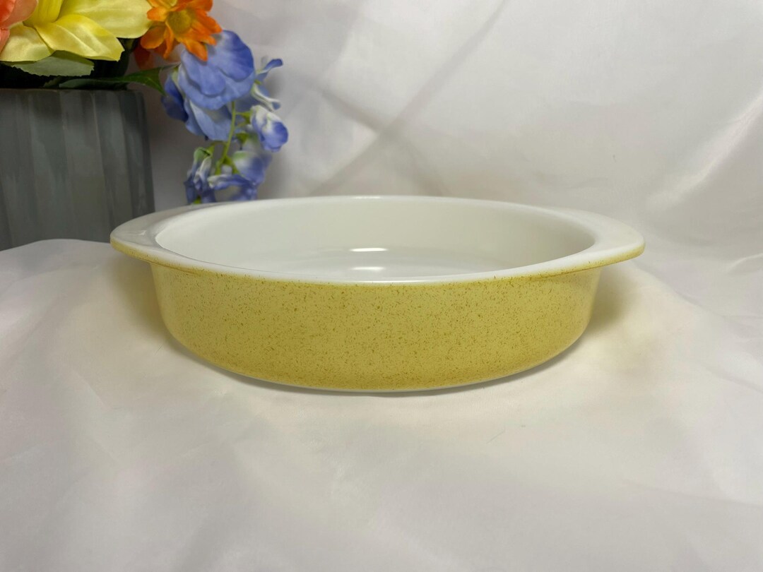 Vintage Pyrex Desert Dawn Yellow Round Cake Pan 221 - Etsy