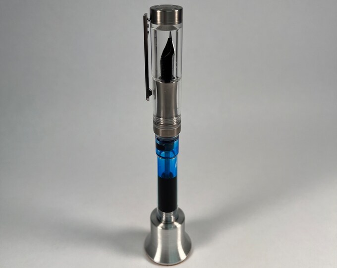 Modern 3 Pen Display, Sleek Desk Organizer for Pens, Contemporary ...