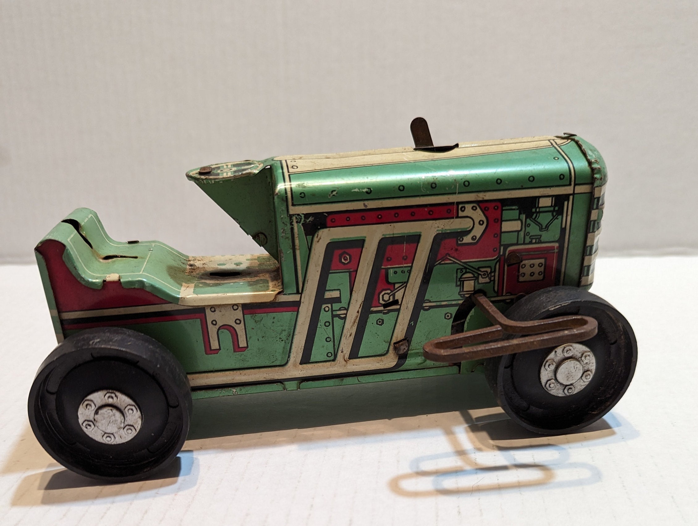 Vintage Marx 8.5 Wind up Tractor Tin Litho Toy. Missing Driver and ...