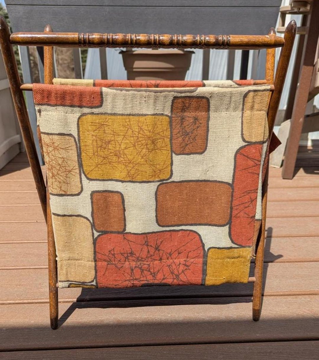 Vtg 70s Canvas Folding Wool Knitting Yarn Caddy Frame. Some Wear, but ...