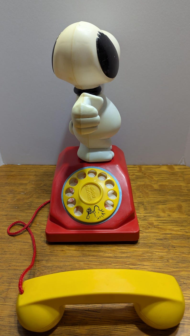 Vintage Peanuts Gang Snoopy Toy Dial Phone. Hasbro Romper Room. Turn ...