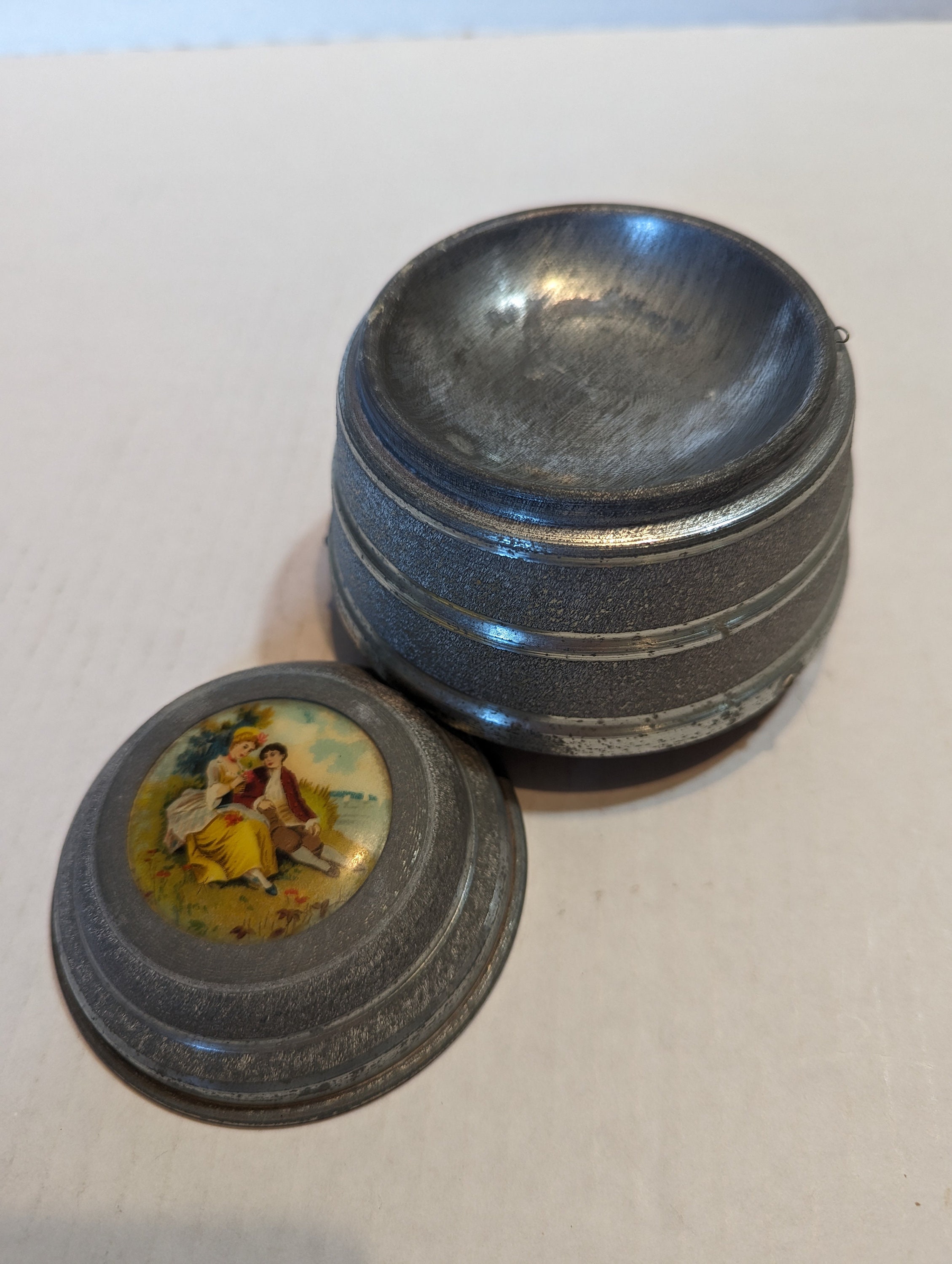 Cody Musical Creations Wind up Powder Music Box. Plays - Etsy