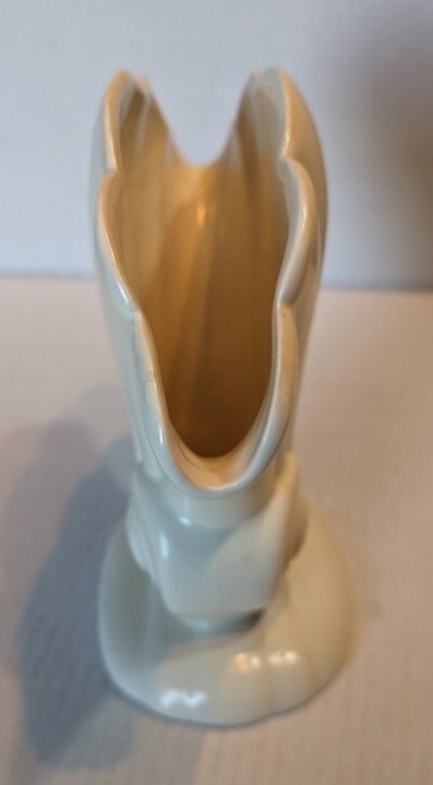 Authentic Red Wing Shell Vase Ivory Color Inside and Out. - Etsy