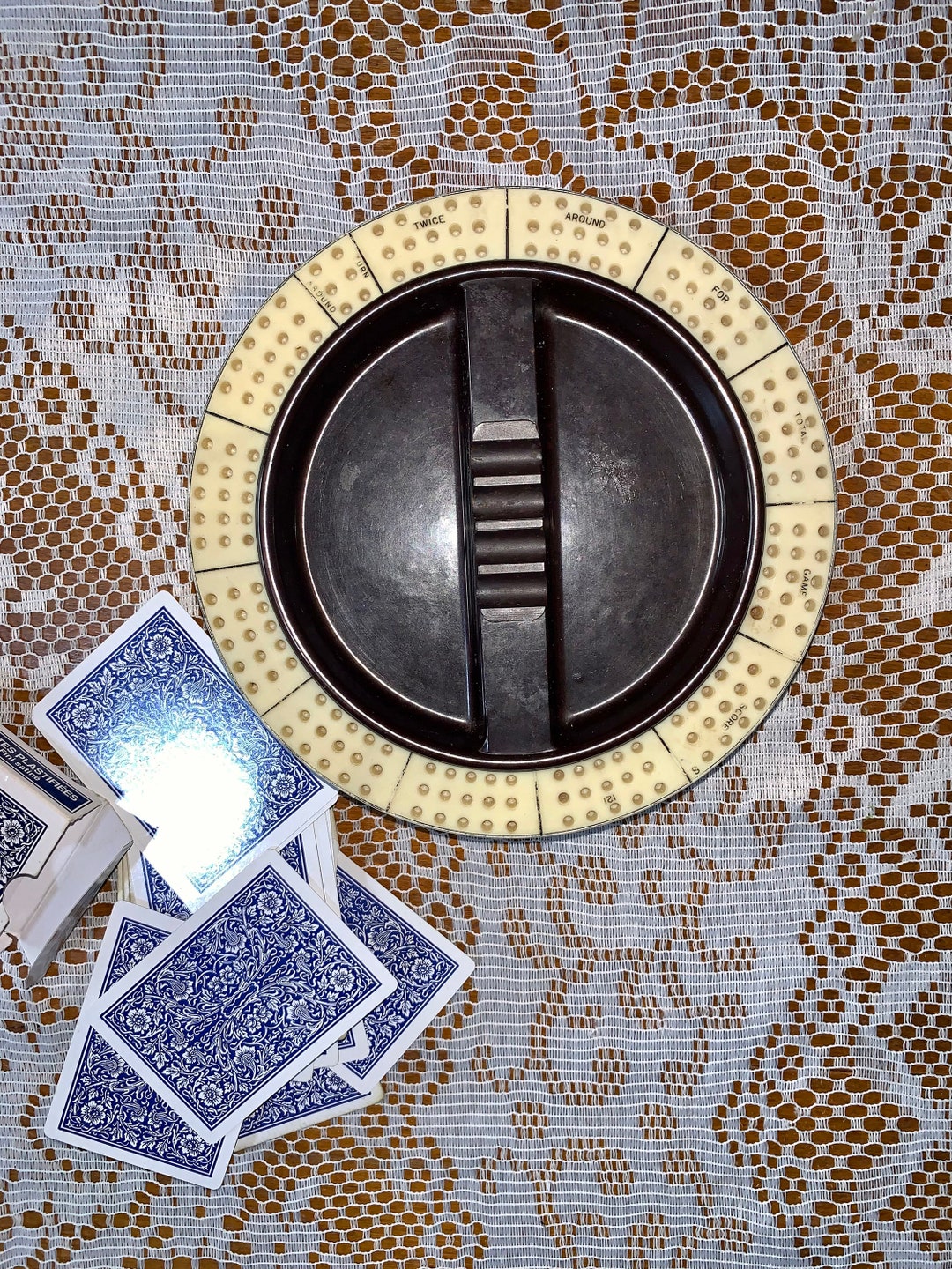 Vintage 1960's Round Cribbage Board-very Unique-with Bakelite Ashtray ...