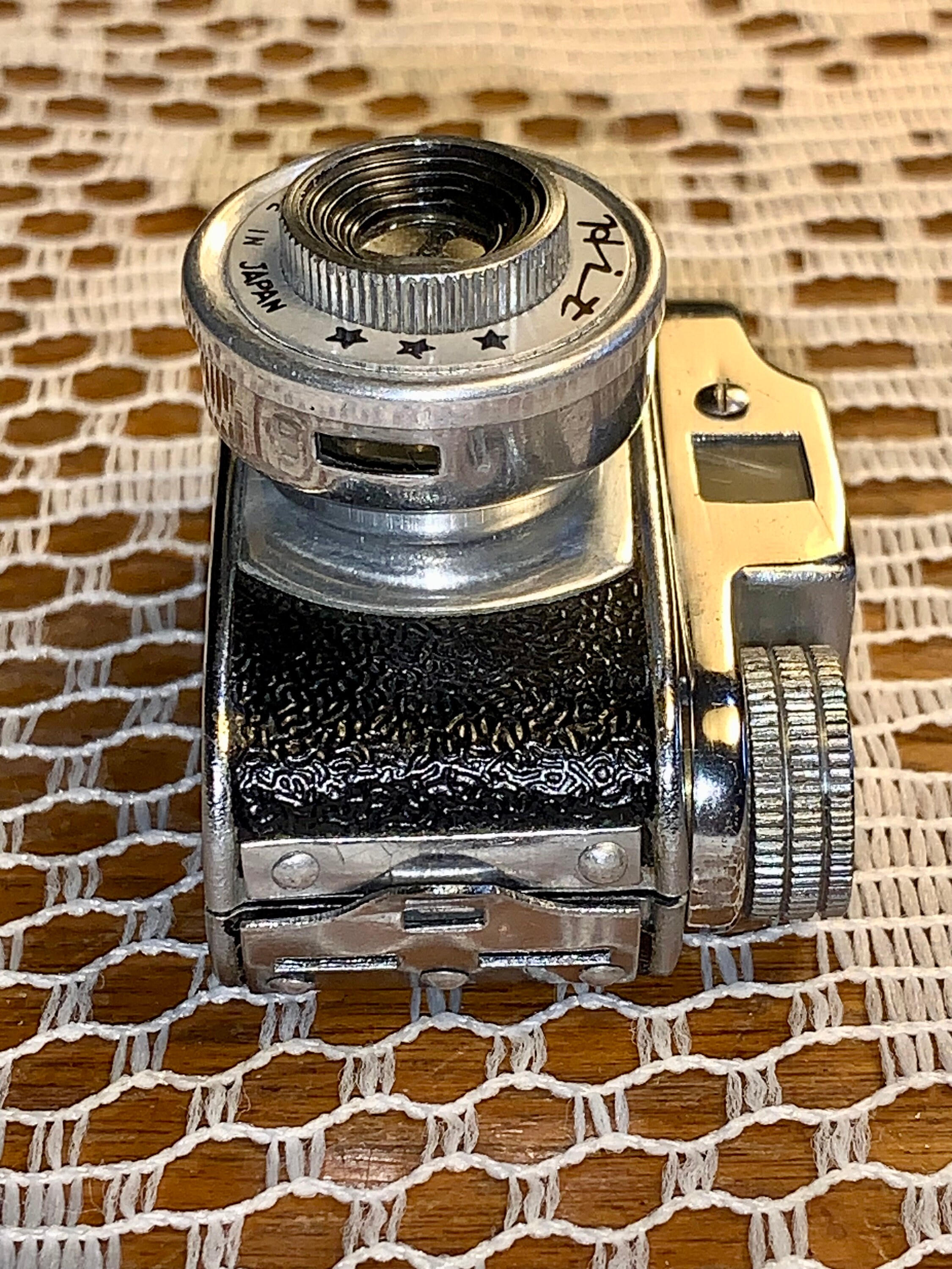 Vintage 1950s Miniature Spy Camera 2 Long by 1.4 Wide HIT Made in Japan ...