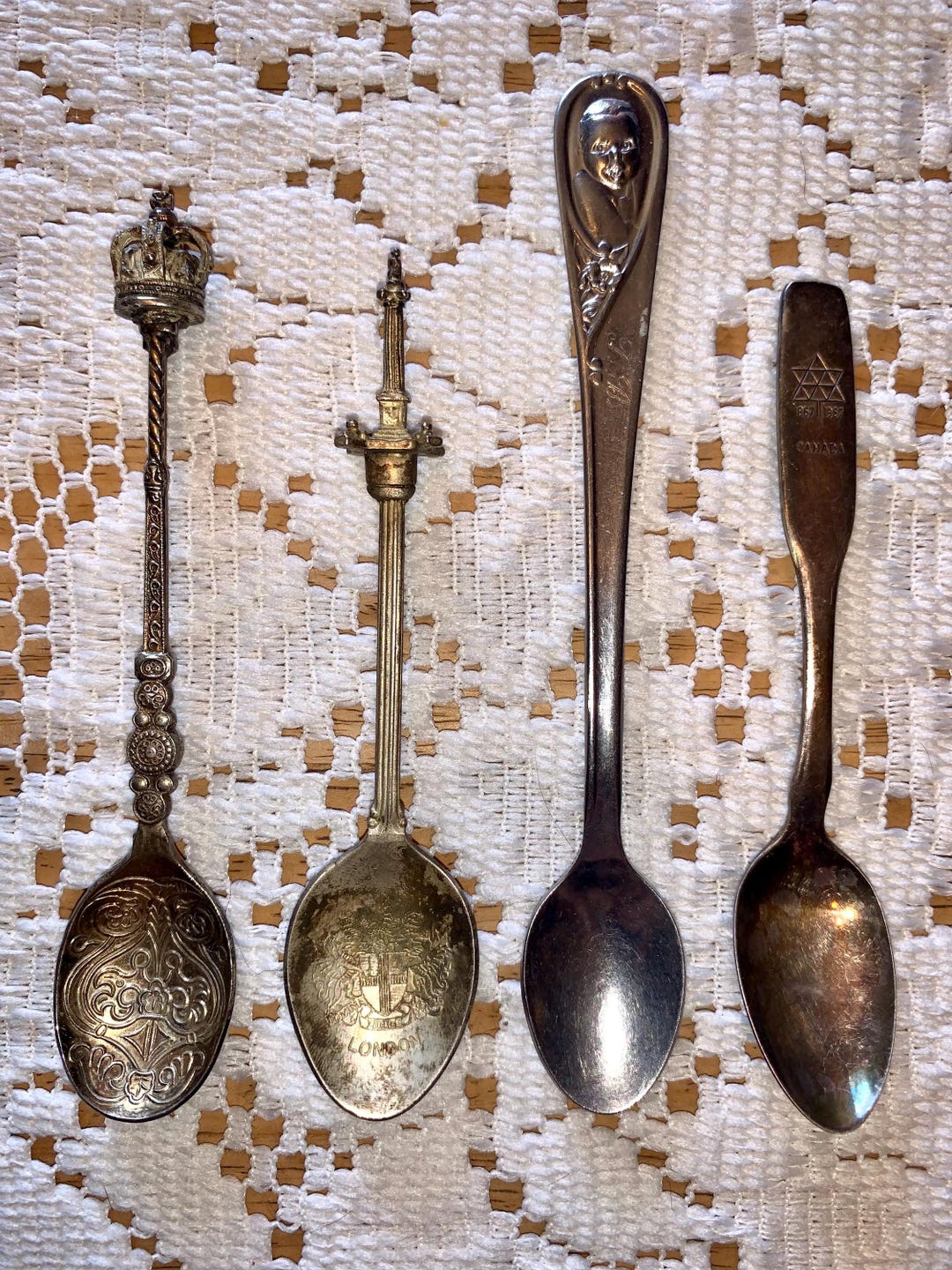 Vintage 4 Different Collectible Souvenir Silver Spoons Coronation Crown ...