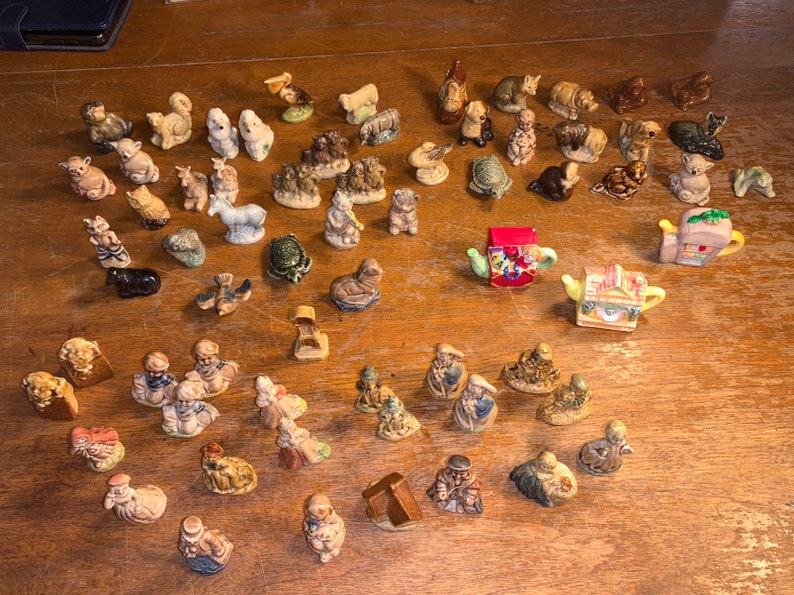 Sixty Six 66 Vintage 1950 to 1970 RED Roses/wade Nursery Rhyme ...