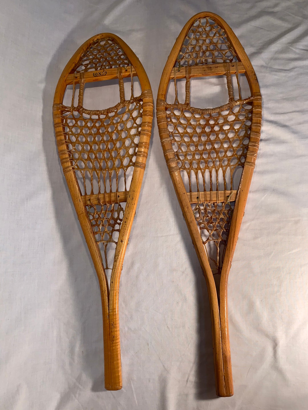 Made in Canada-huron Design/style Snowshoes-superb Condition-10 X 33 - Etsy