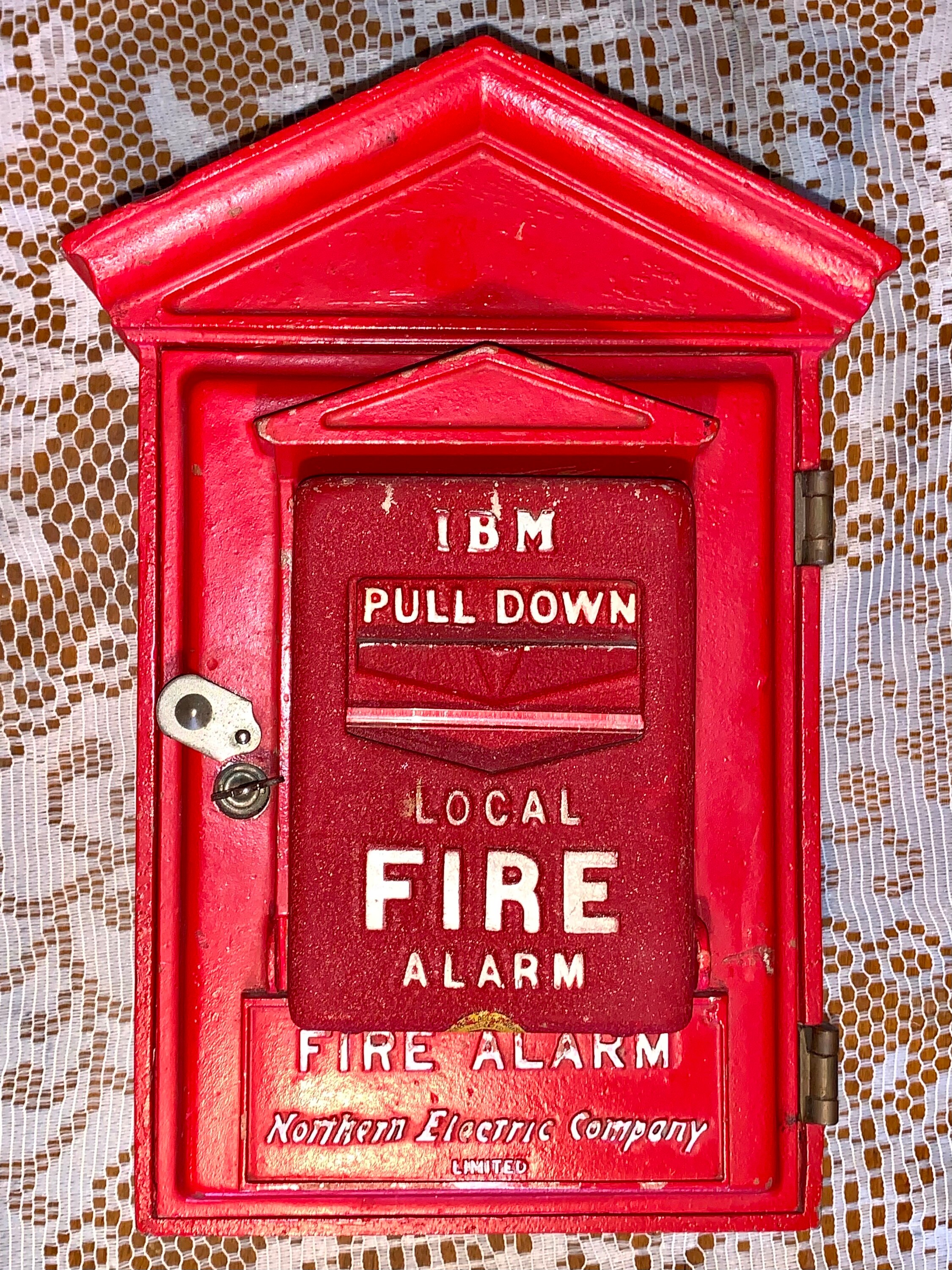 Vintage Northern Electric Red Metal Pull Down Fire Alarm Box With KEY ...