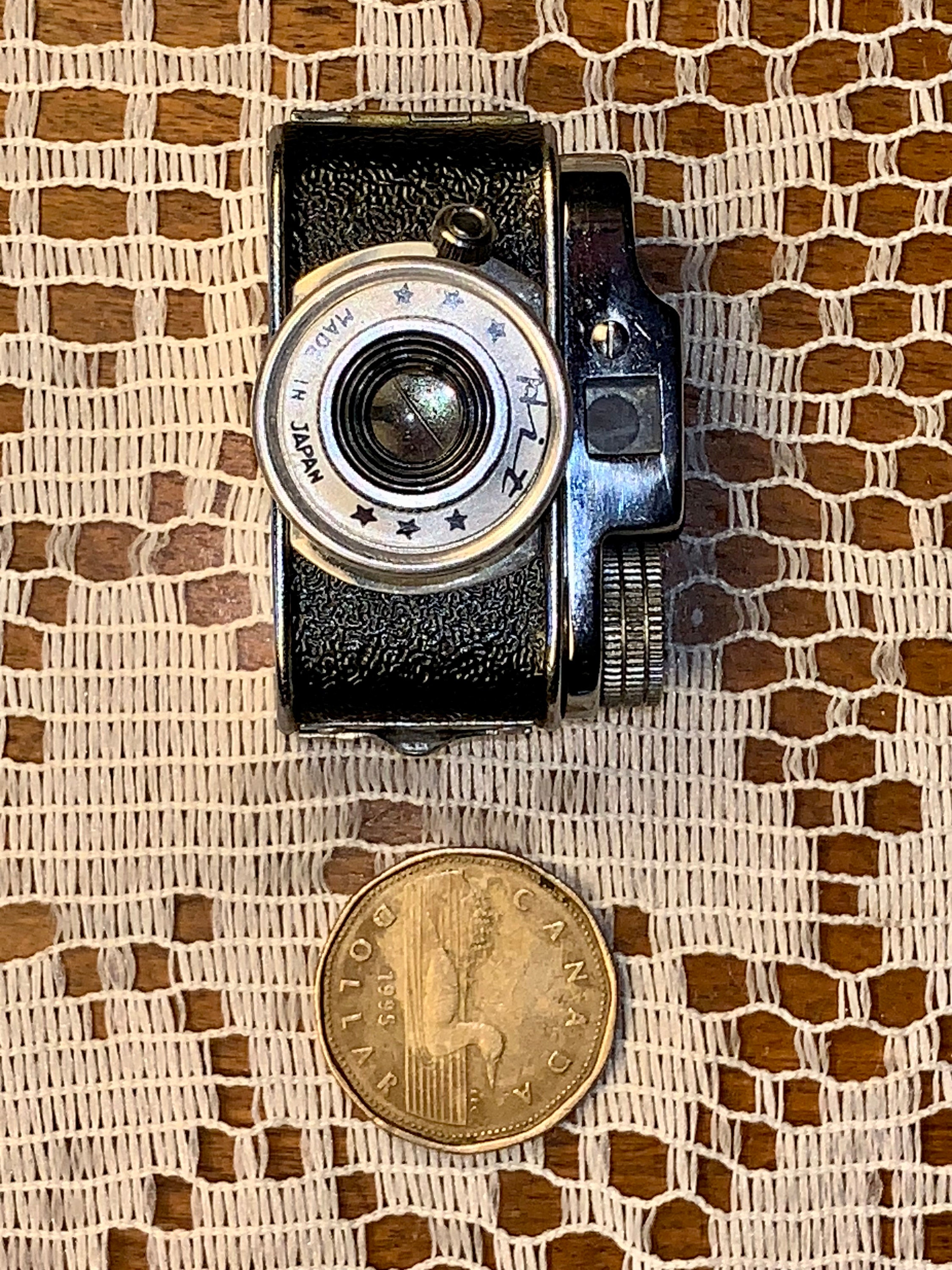 Vintage 1950s Miniature Spy Camera 2 Long by 1.4 Wide HIT Made in Japan ...