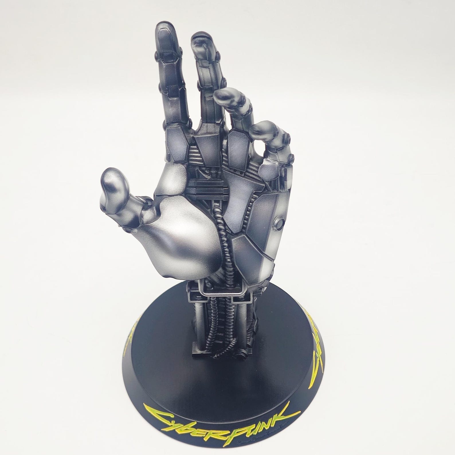 Cyberpunk 2077 Game Controller Holder, Johnny Silver Hand,futuristic ...