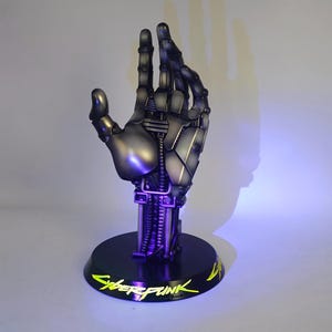 Cyberpunk 2077 Game Controller Holder, Johnny Silver Hand,futuristic ...