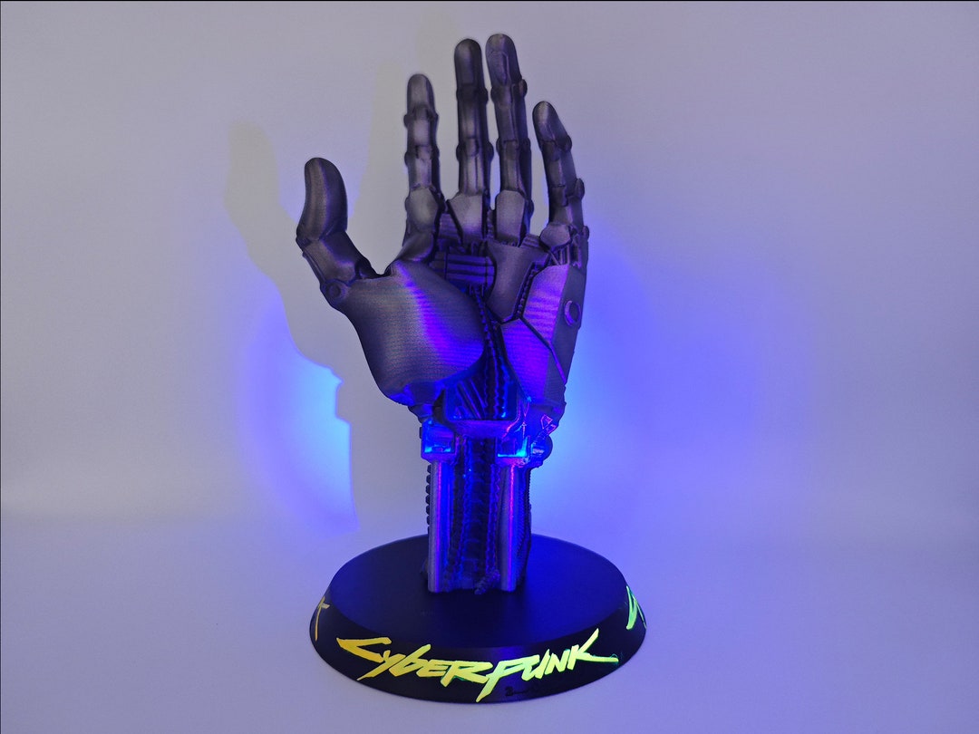 Cyberpunk 2077 Game Controller Holder, Johnny Silver Hand,futuristic ...