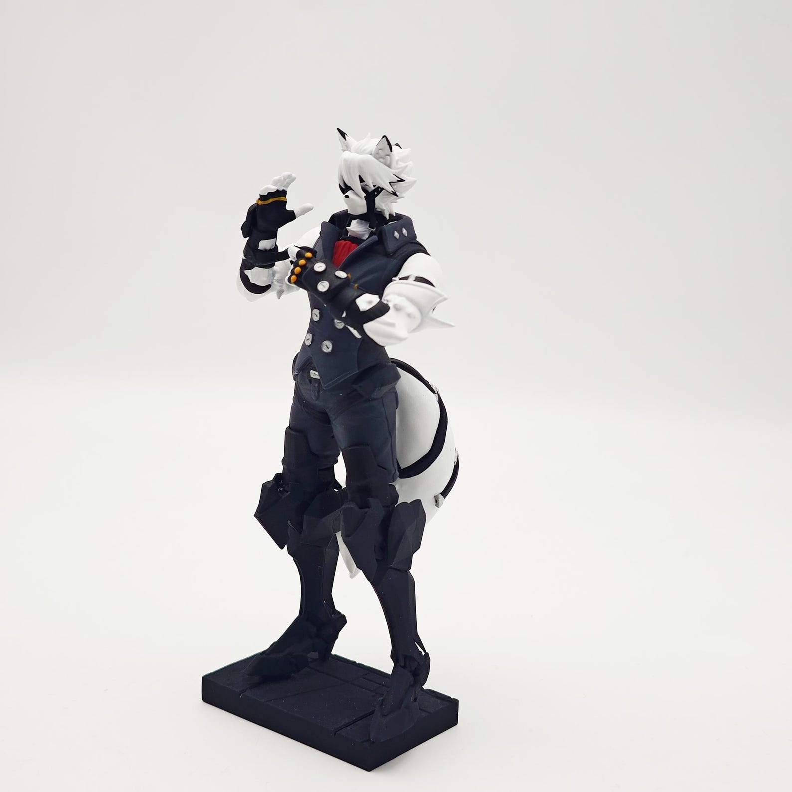 Zenless Zone Zero Von Lycaon Figure, Von Lycaon Desk Ornament, ZZZ ...