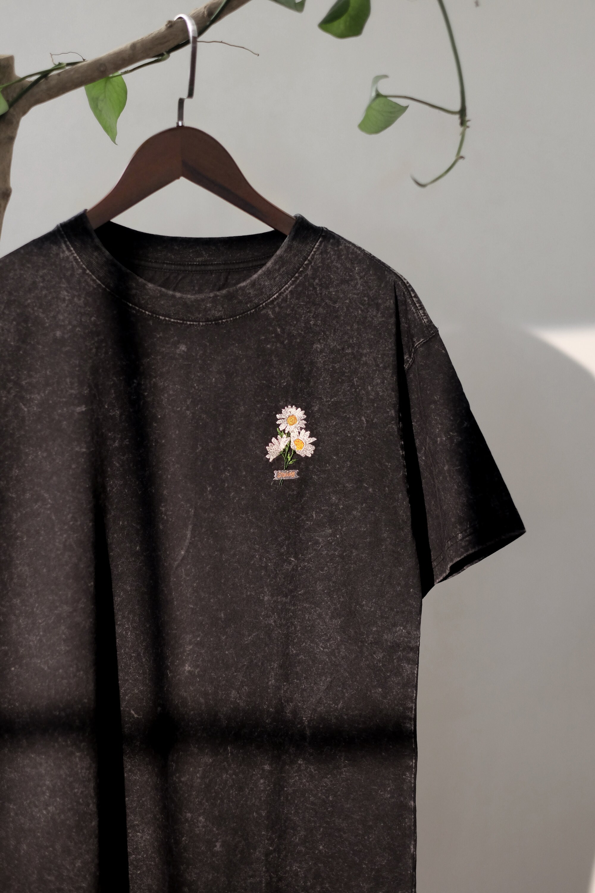 Black T-shirt Embroidered With Daisy Flowers. Oversize Shirt Form ...
