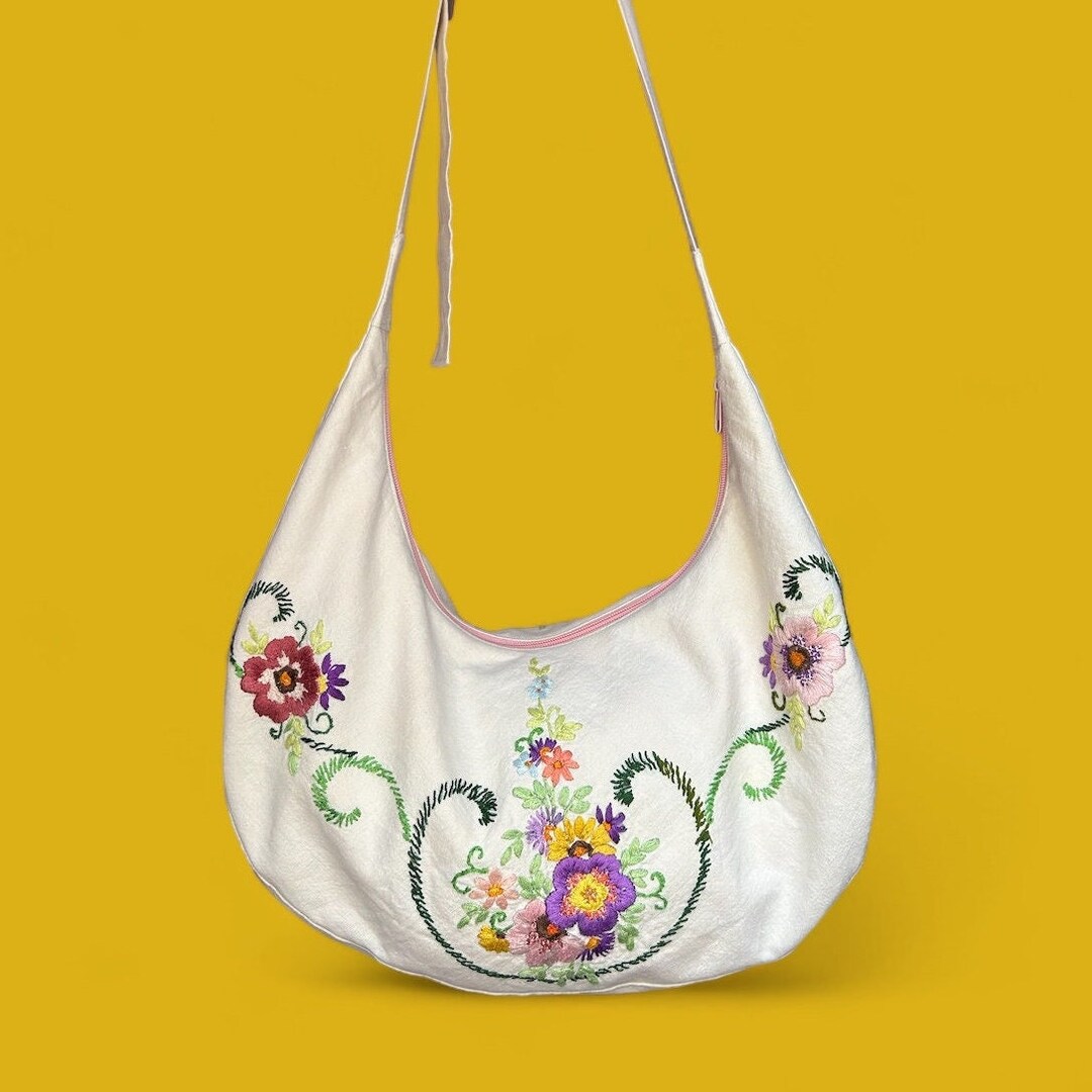 Slouchy Boho Vintage Embroidery Bag With Floral Lining. Adjustable ...