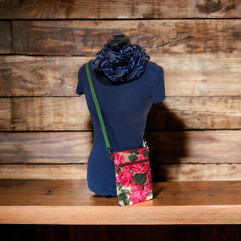 Cross Body Phone Bag, Linen Red Roses Pre-loved Fabric. Ideal for Phone ...