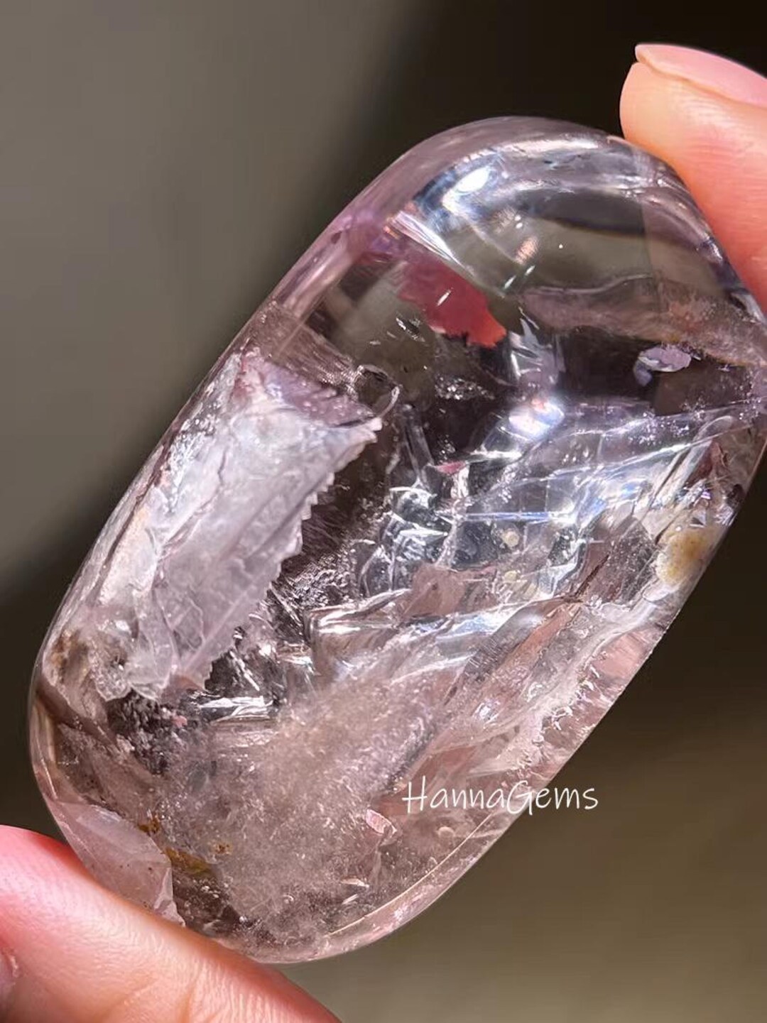 Pinkish Purple Quicksand Skeletal Quartz Stone With Water Bubble, Clear ...