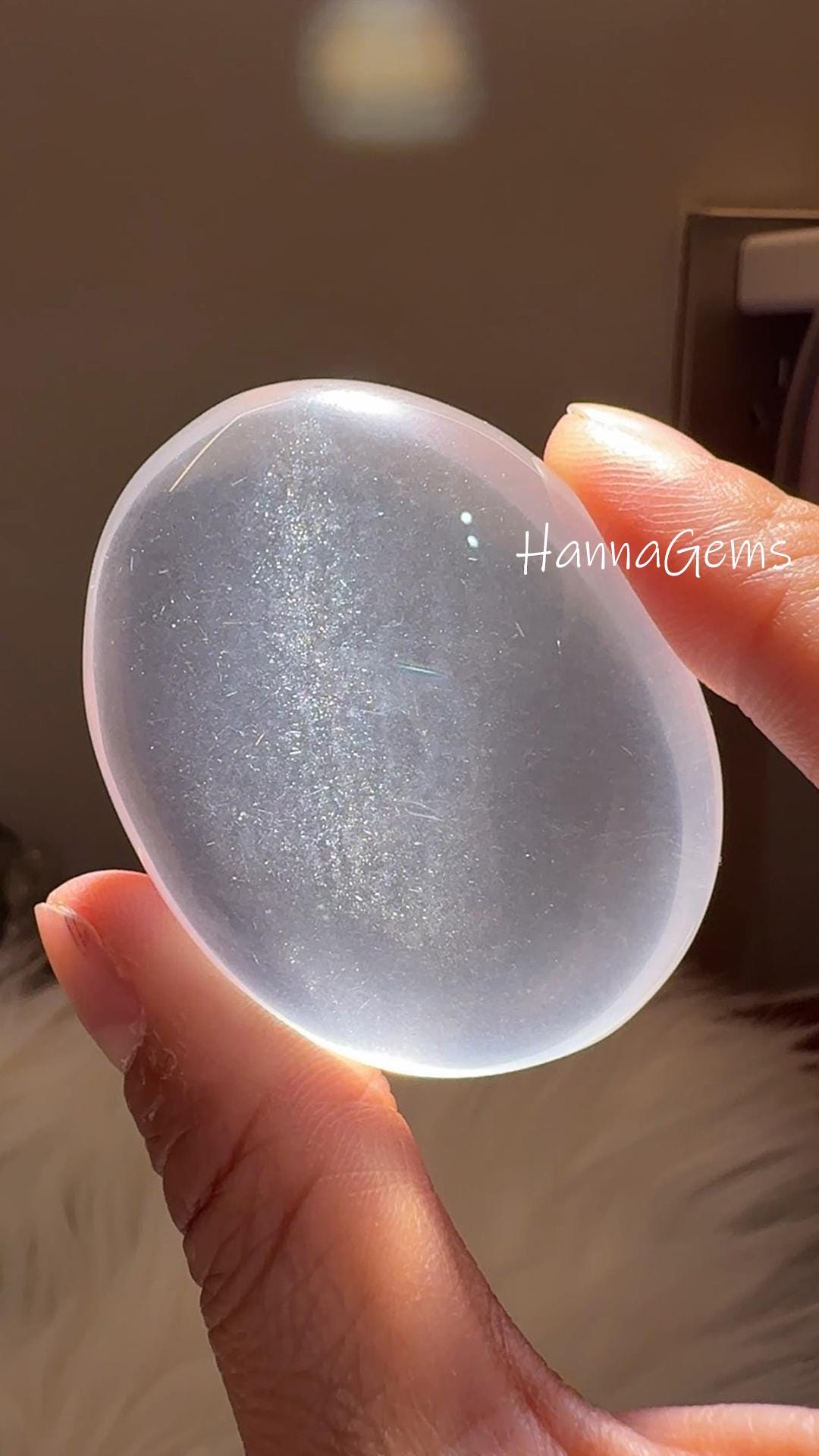 Natural Milky Quartz Handle Stone, Sparkle Clear Milky Quartz Stone ...