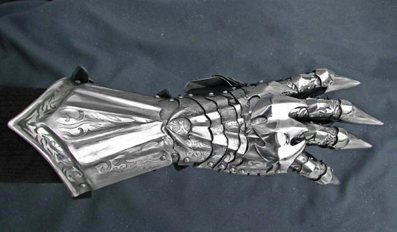 Medieval Nazgul Gloves Set Costume Gloves Gauntlets Steel - Etsy