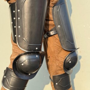 Medieval Armor Suit Legs Guard, Undead Knight Fighting Armor Suit ...