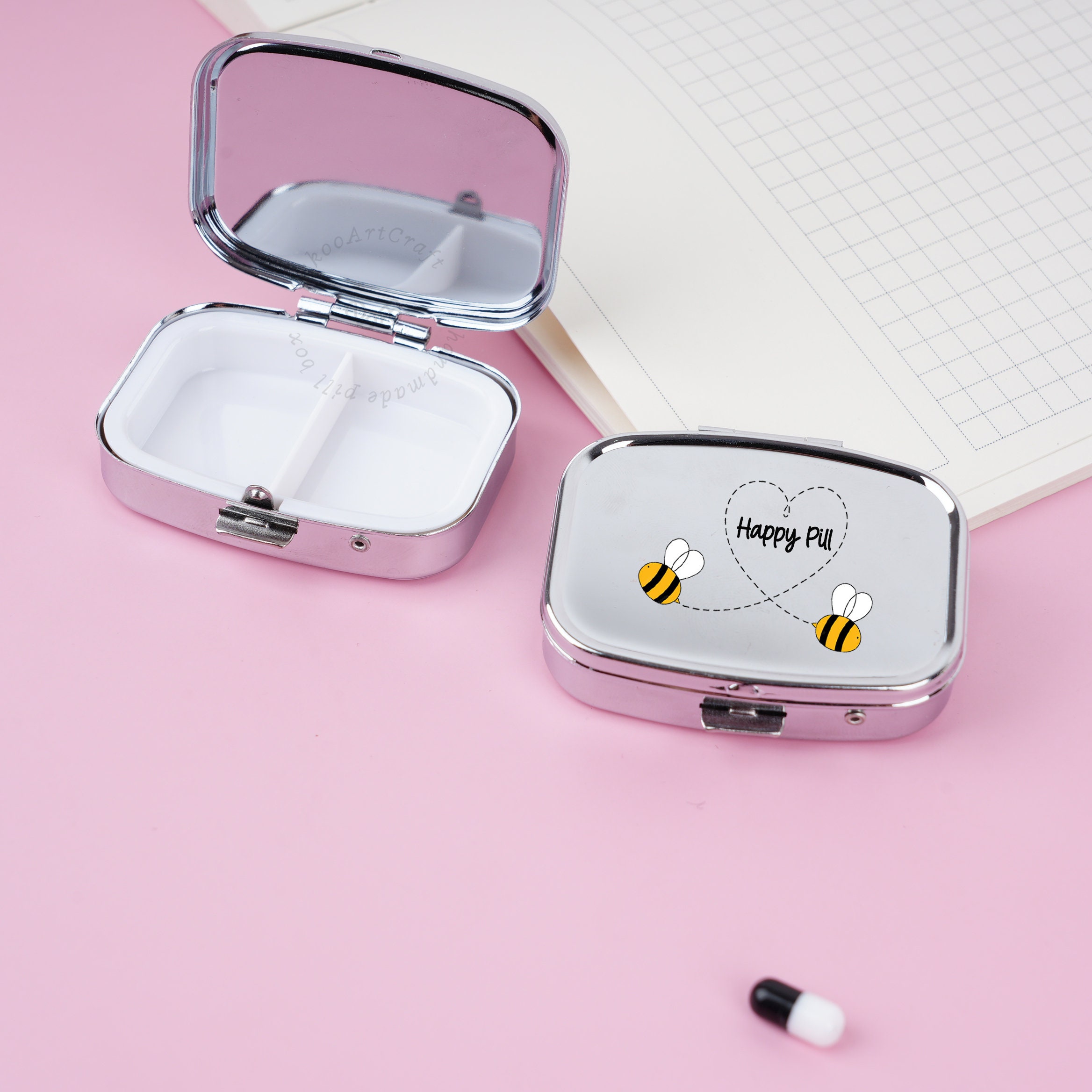 Cute Bee Pill Container, Portable Daily Pill Box, Round Metal Medicine ...
